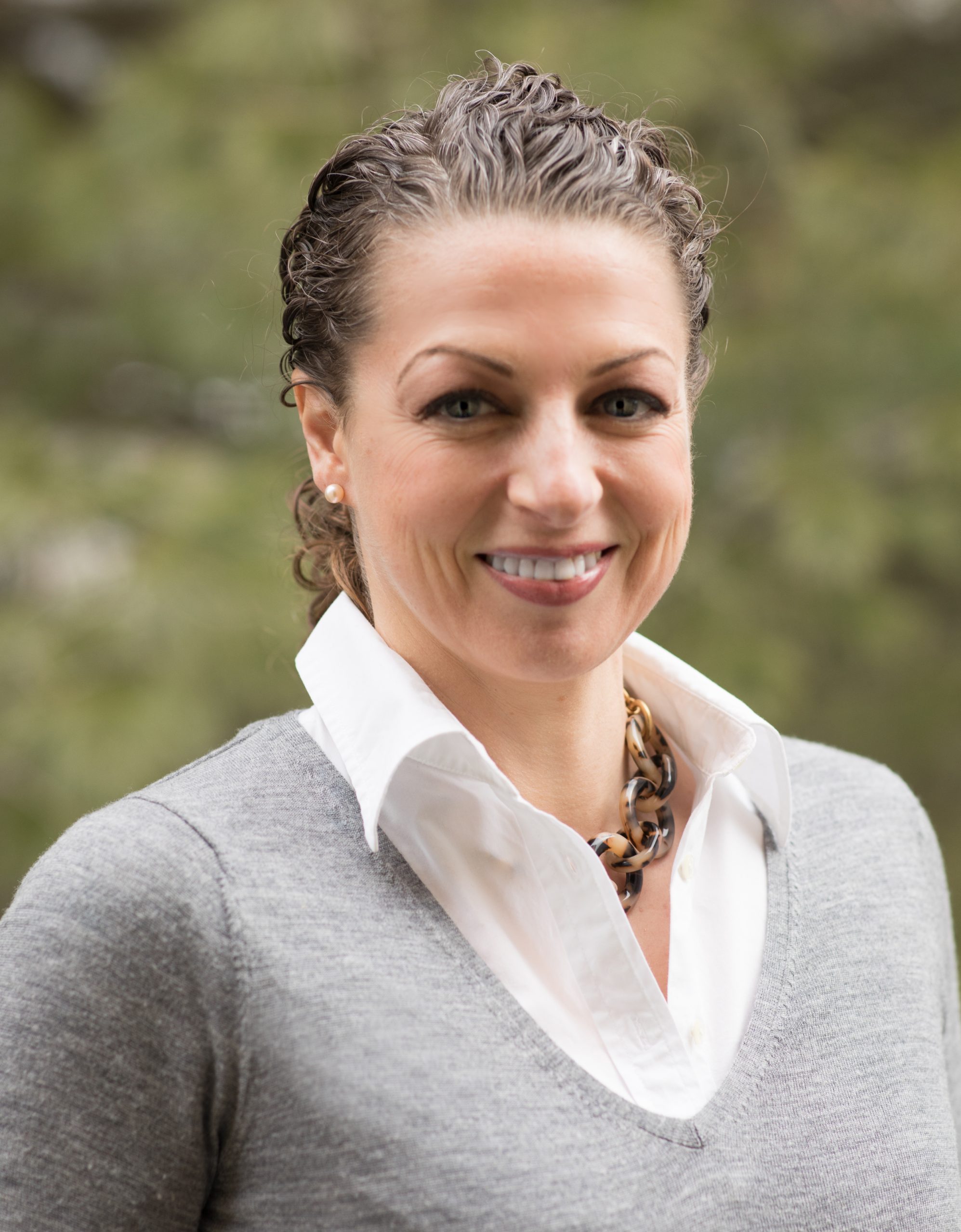 Headshot Eliza Mosurick | Wildflower