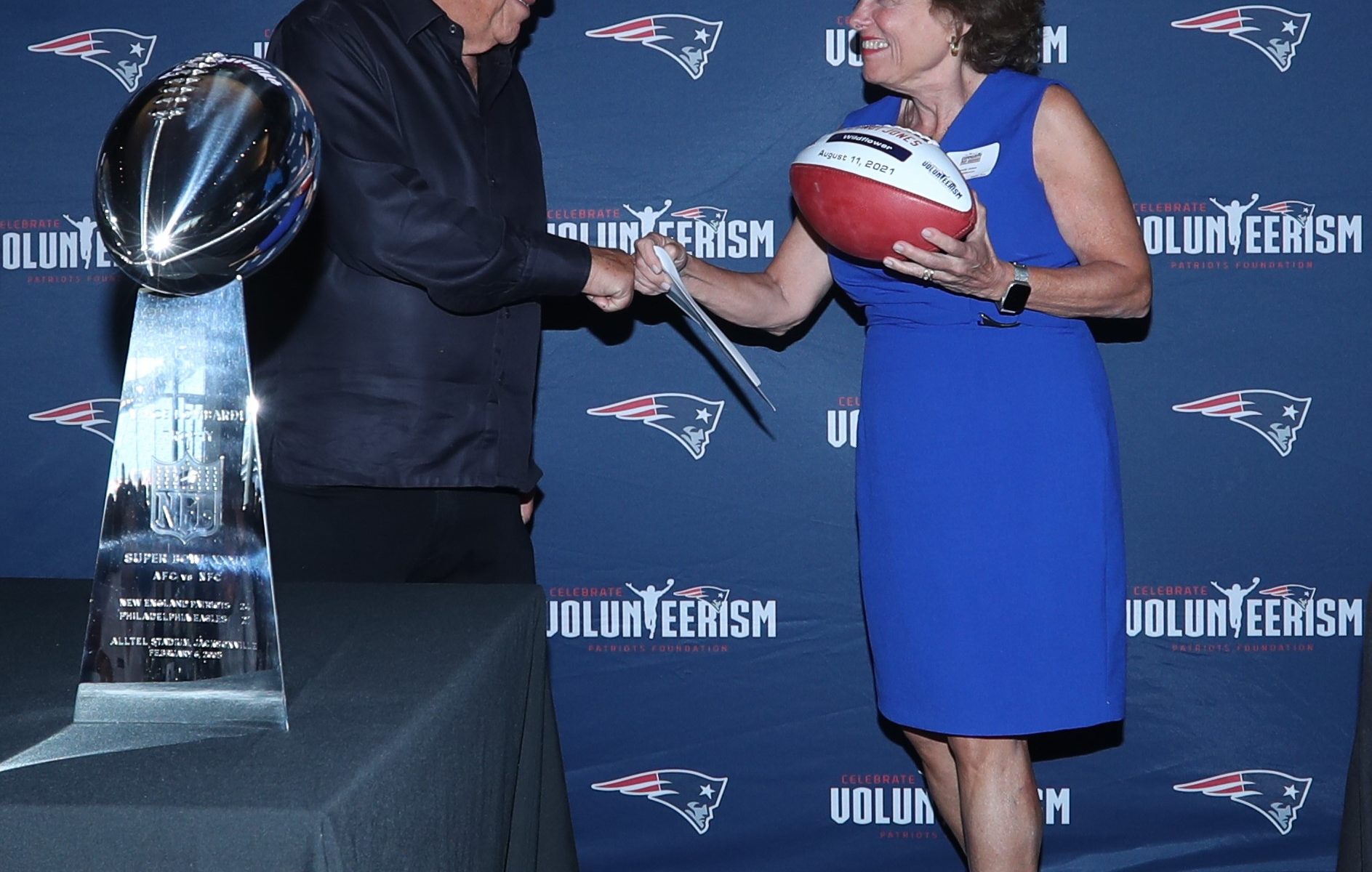 Cyndi Jones Receives MVP Award From Robert Kraft – Wildflower